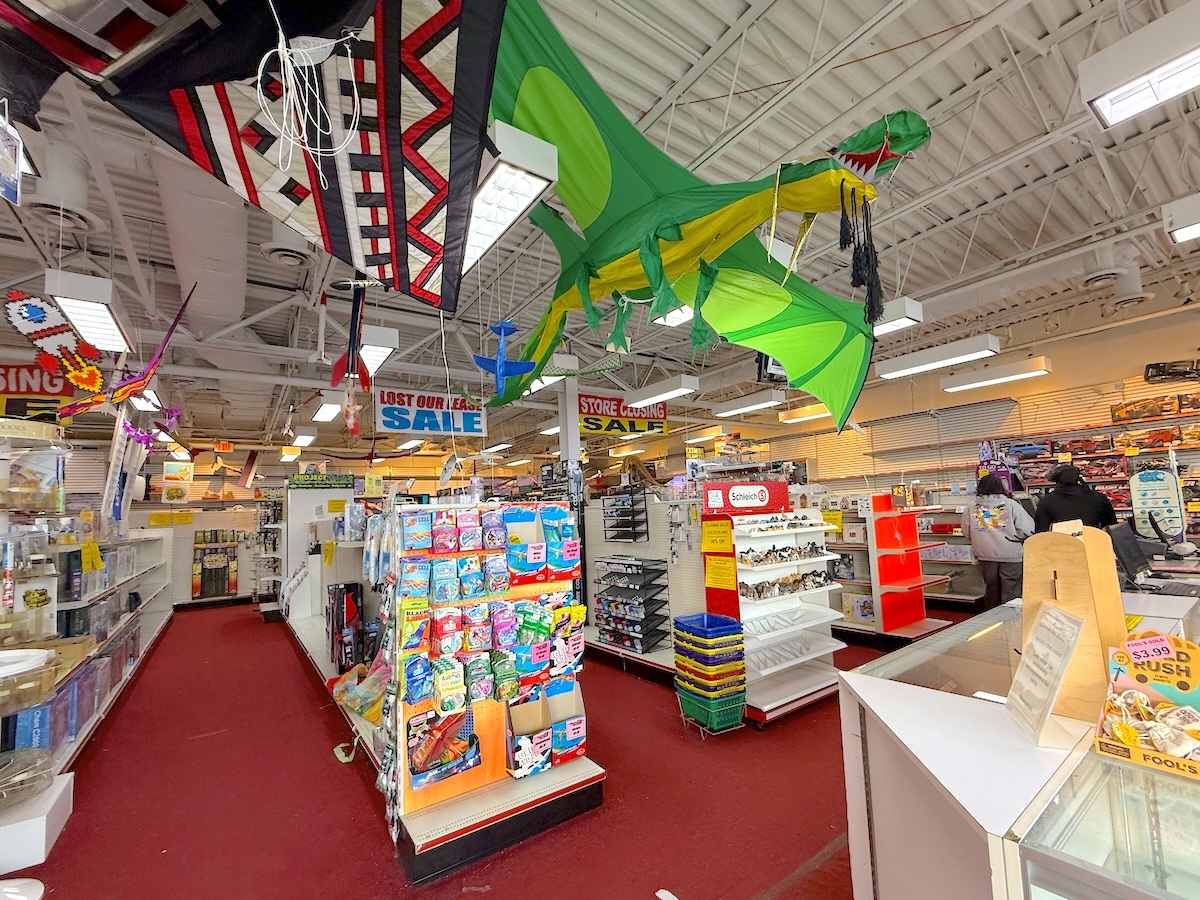 Hobby Works closes, more shakeups at Federal Plaza - Store Reporter